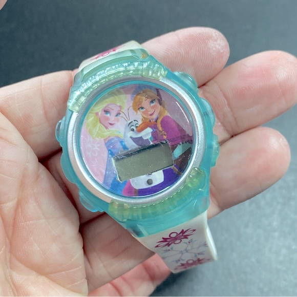 Disney | Accessories | Disney Watch Featuring Elsa And Anna From Frozen ...